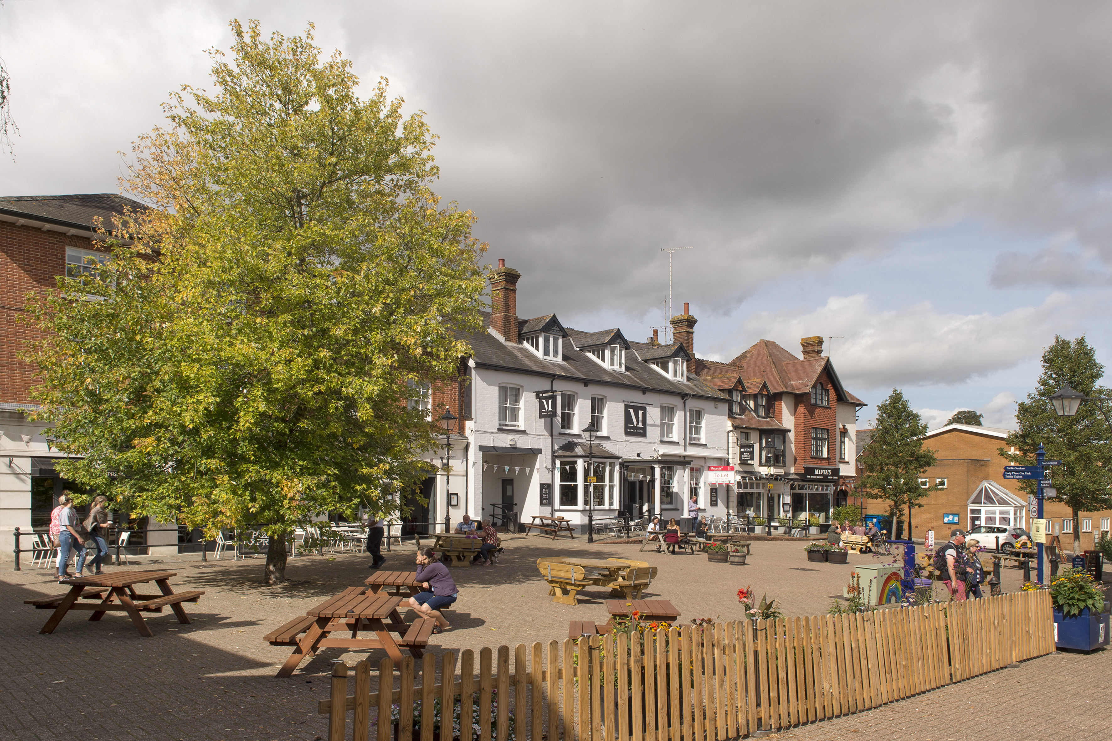 Alexandra Place, Alton
